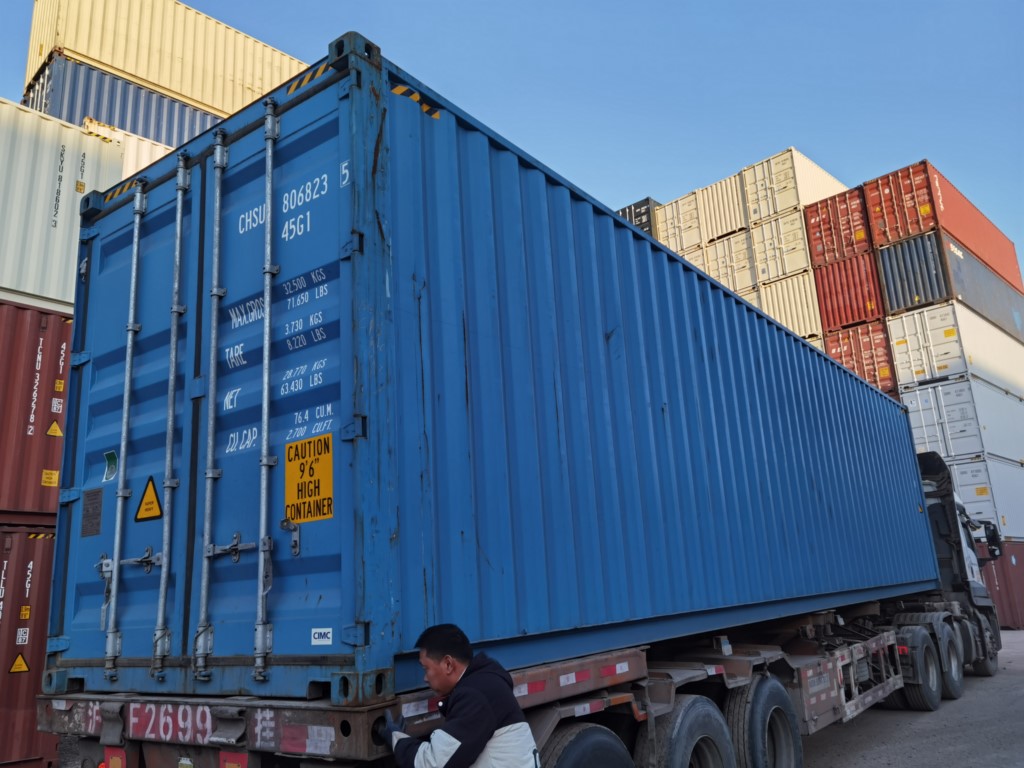 New 40' High Cube Shipping Container – Supernova Containers